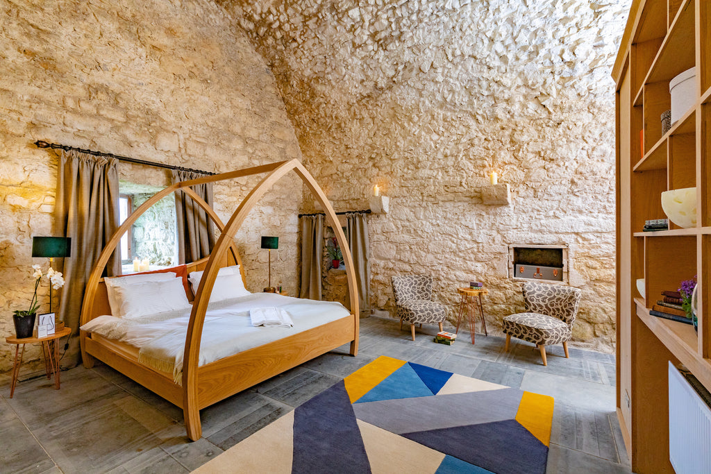 Four Poster Bed - Golden Oak